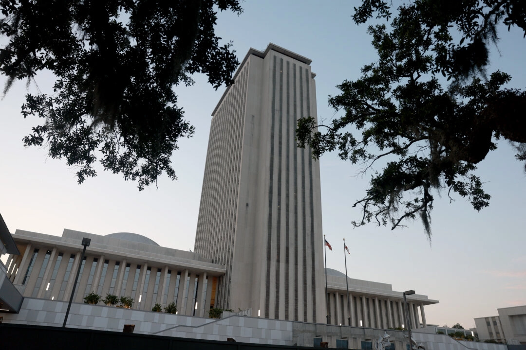 Fallece Joe Casello, representante de la Cámara de Florida