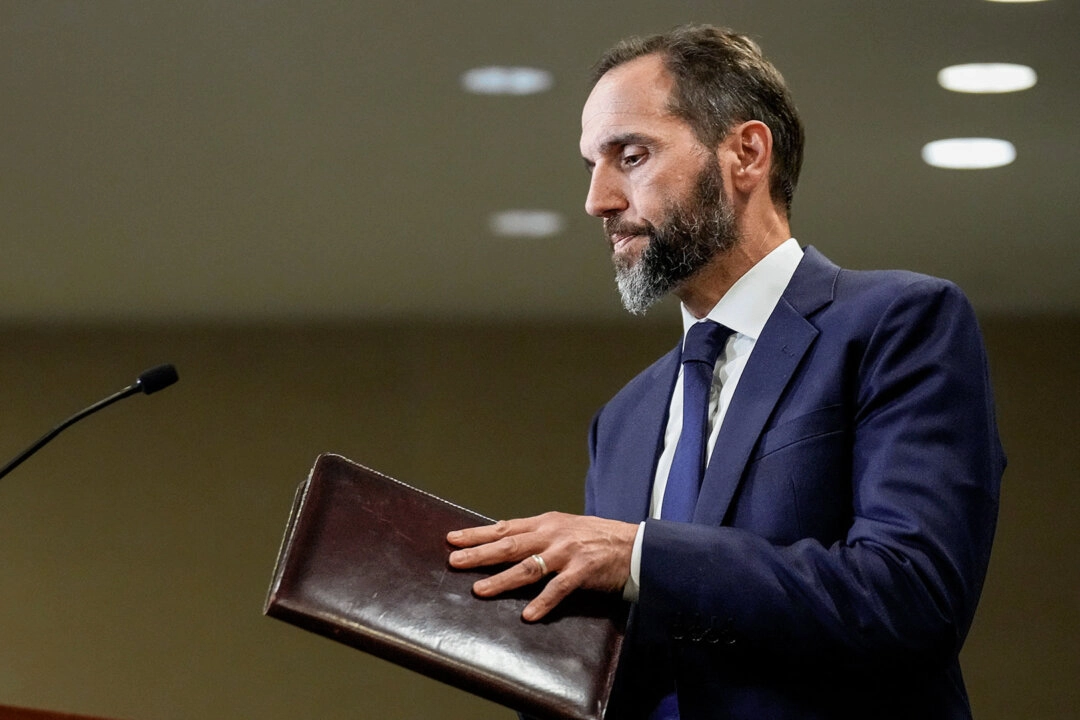 Jack Smith remitido al DOJ para investigación